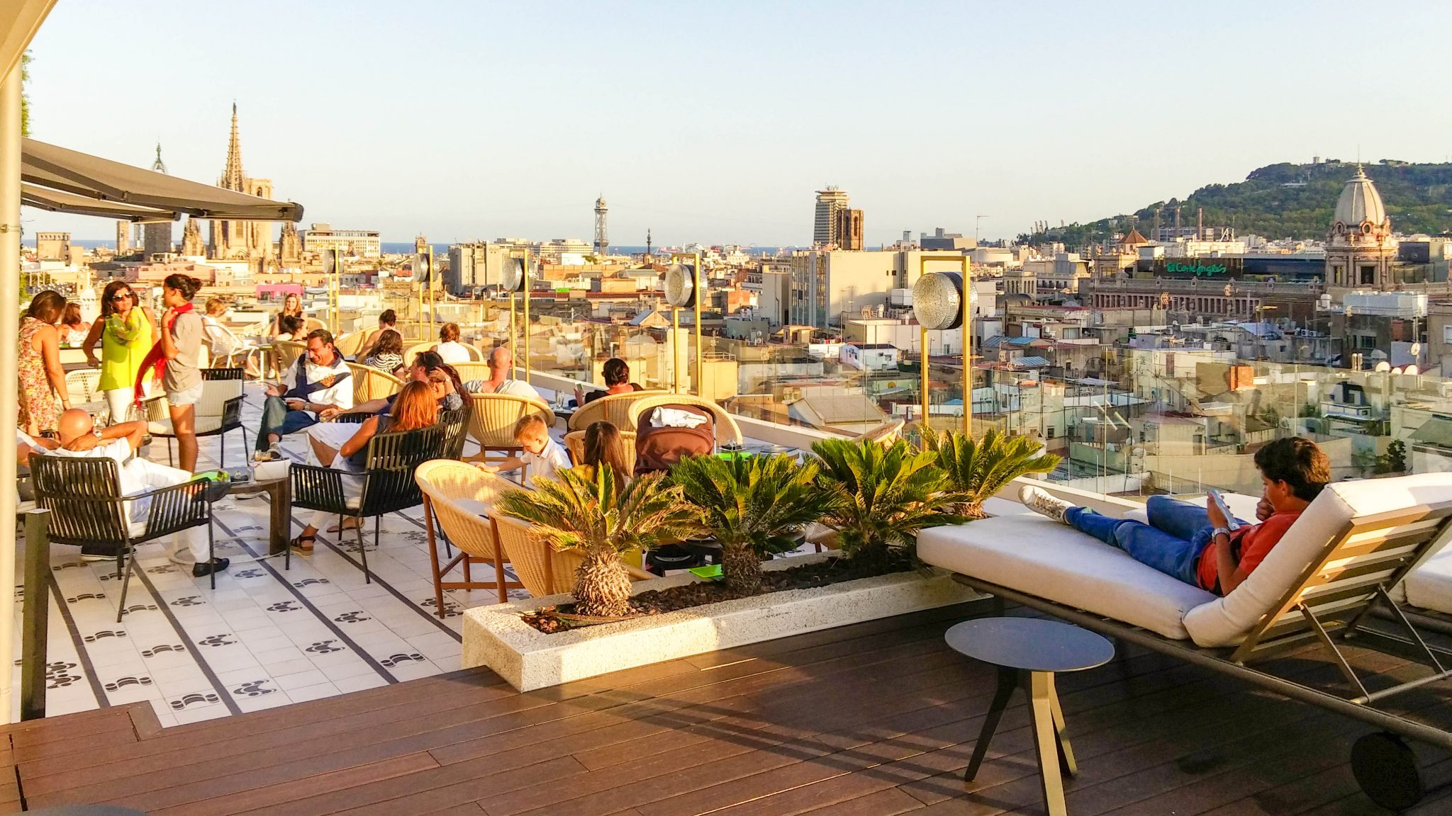 H10 Cubik Hotel Barcelona Review: Family Evening at Àtic Rooftop