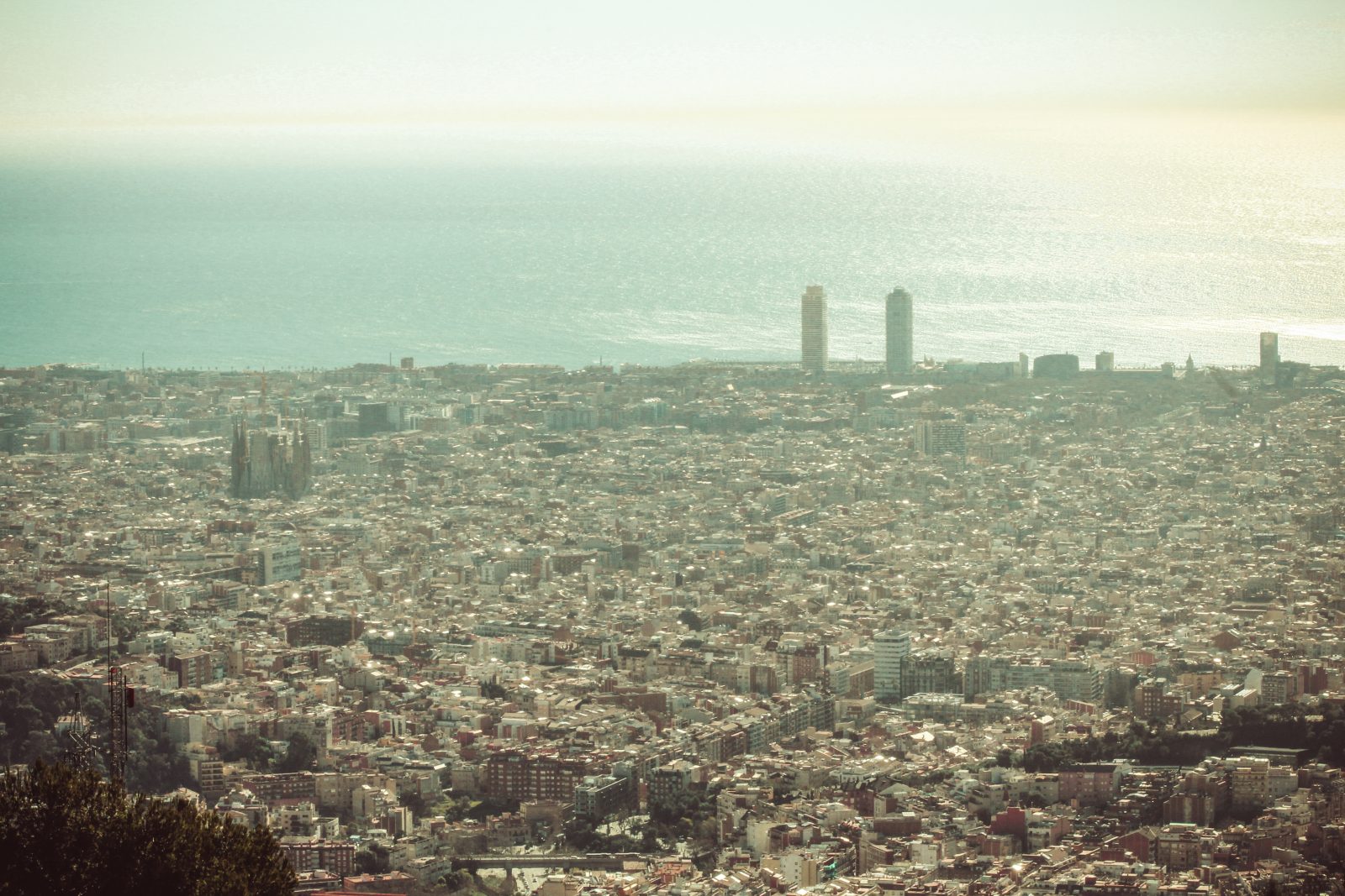 3 best free places with scenic views in Barcelona - TravelFamilyBlog