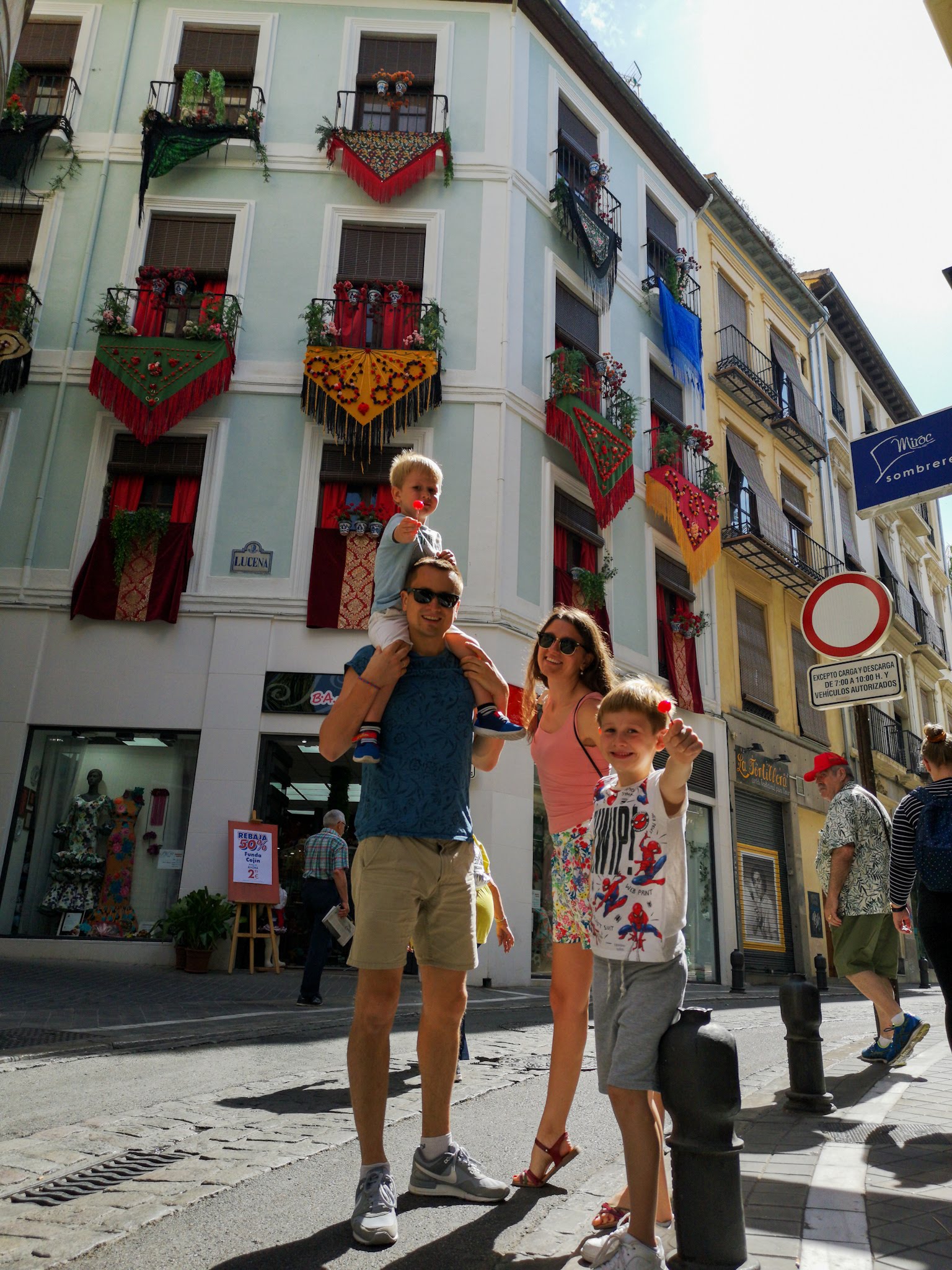 Our trip to Granada, Spain. Granada City Card review. - TravelFamilyBlog