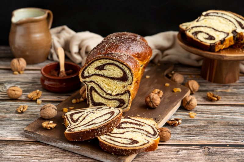 Traditional Moldovan Food: 15 Must‑Try Dishes & Drinks - TravelFamilyBlog