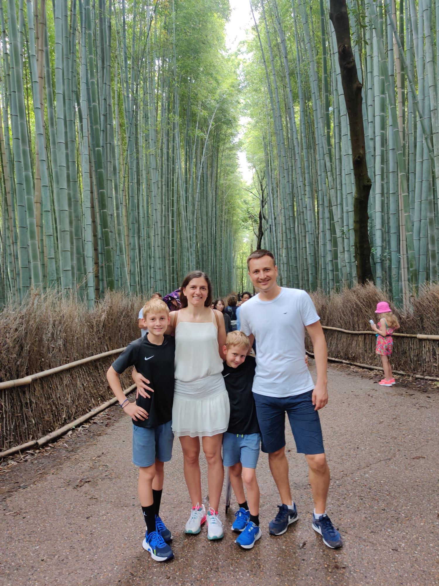 Arashiyama Bamboo Grove Kyoto : Ultimate Guide & Tips - TravelFamilyBlog