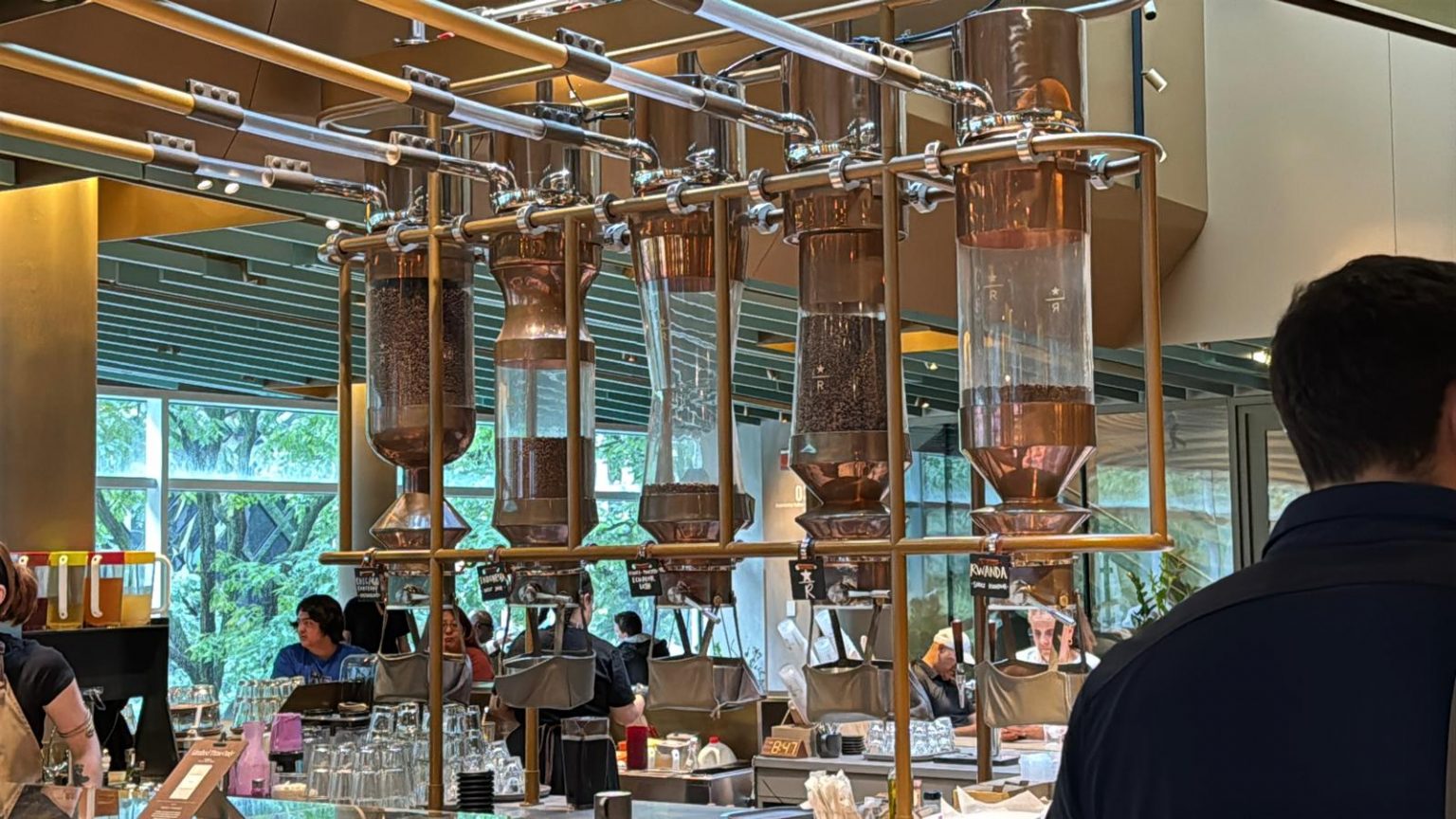 Starbucks Reserve Roastery Chicago: A Complete Guide to Every Floor ...